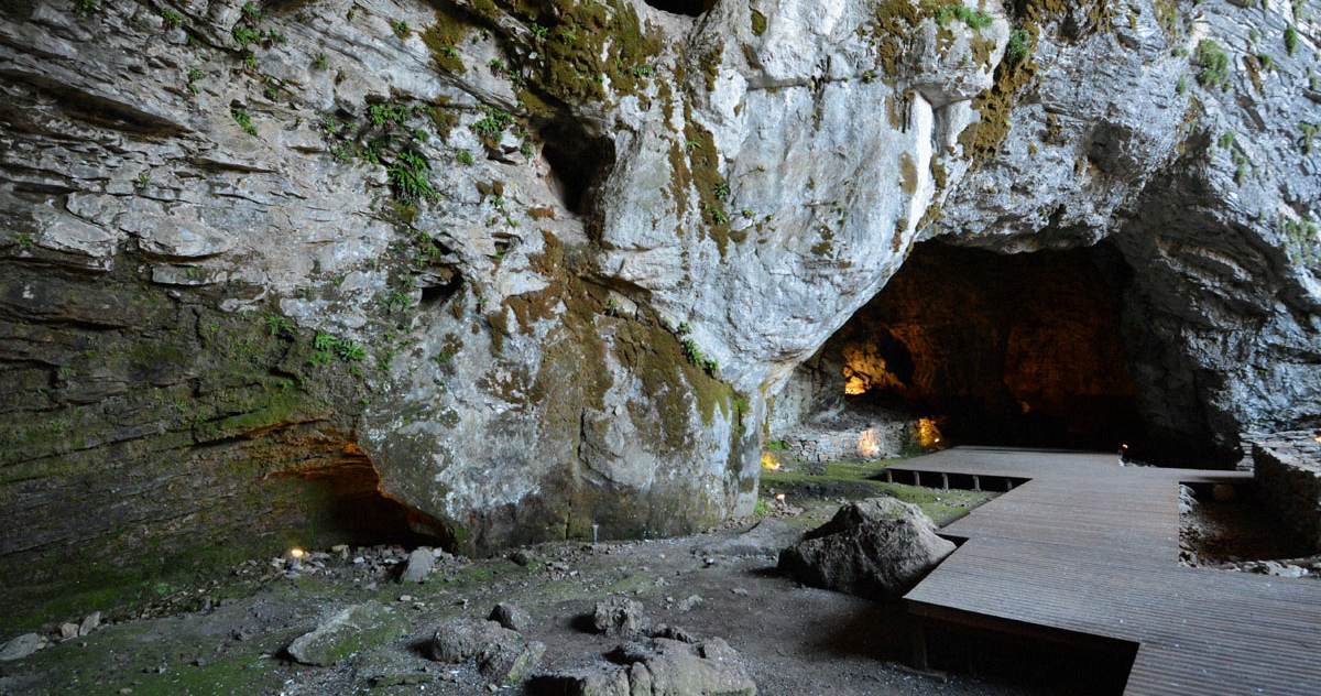 A fascinating tour in the caves of Crete | Monza